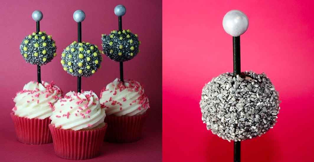 Recipe: How to Make Ball Drop Cupcakes for New Year's Eve - The Clothes ...